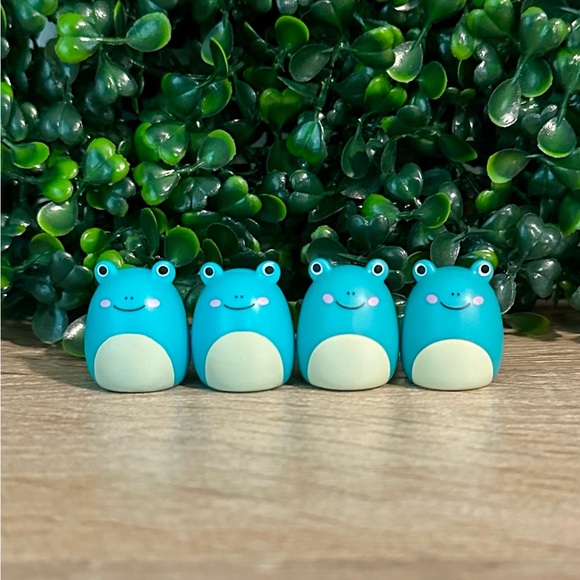 Squishmallows | Toys | Squishalongs By Squishmallows Robert The Frog ...